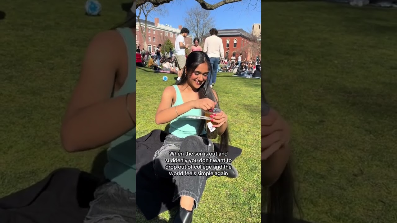 Sunny day at Brown University☀️💕 #collegelife #springsemester #ivyleague #brownuniversity