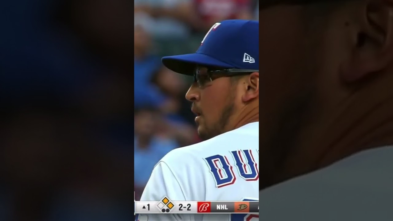 Dane Dunning ends the inning