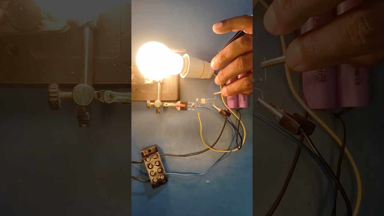 MOC3021 optically isolated TRIAC driver | #moc3021 #triac #electronic #diyscience