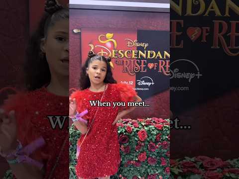 Double the fun with @kyliecantrall from Descendants: The Rise of Red. #descendants #twinning