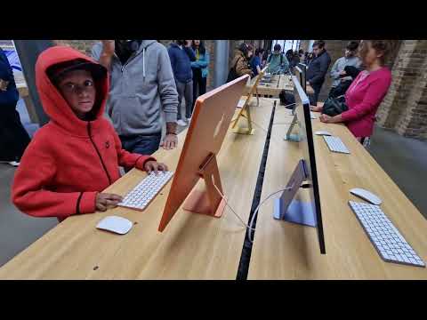 New Apple Store Tour London , the best I ever seen (part3)