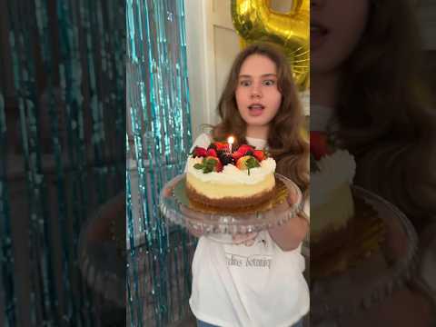 SHE WASN’T EXPECTING THIS!????????????HAPPY BIRTHDAY! #shorts