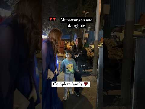 Munawar Faruqui with his wife mehzabeen and son and daughter munawar family