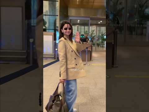 Alia Bhatt is ALL SMILES as she LEAVES for CANNES 2025๐ | #shorts #bollywood #aliabhatt