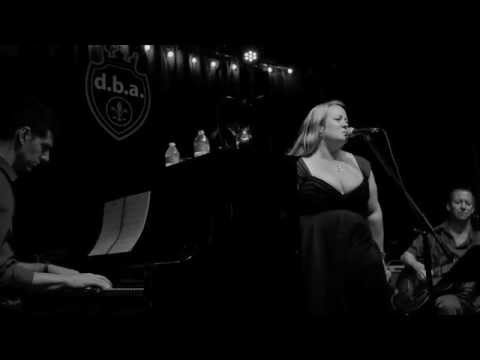 DEBBIE DAVIS discography (top albums) and reviews