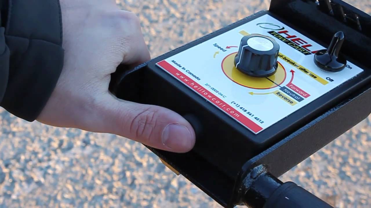 Helitowcart V201 with Robinson R44 and hydraulic wheels