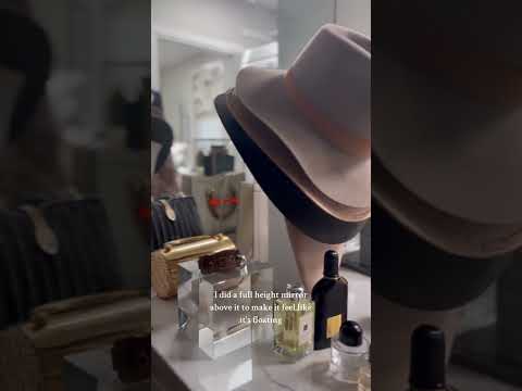 Closet styling session. #alicelanehome #organizing #stylingtips #styling
