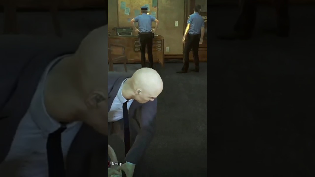 Hitman Absolution: Hilarious Failed takedown 😂 #hitman #hitmanabsolution #trending #stealthgameplay