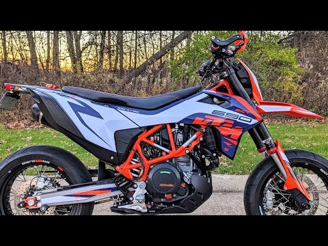 KTM 690 SMCR MotoProWorks Graphics Kit Review
