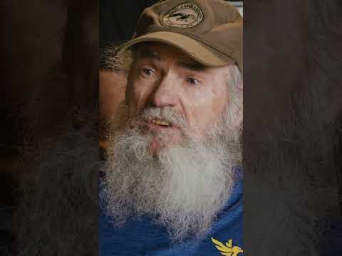Uncle Si Remembers Confronting Phil Robertson