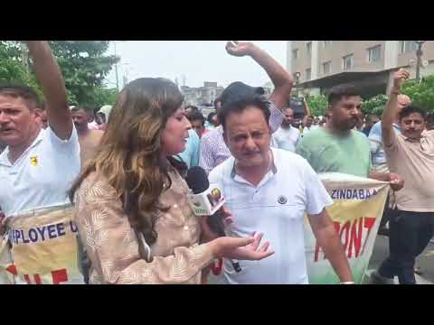 DailyWagers road pe Govt ke khiaf