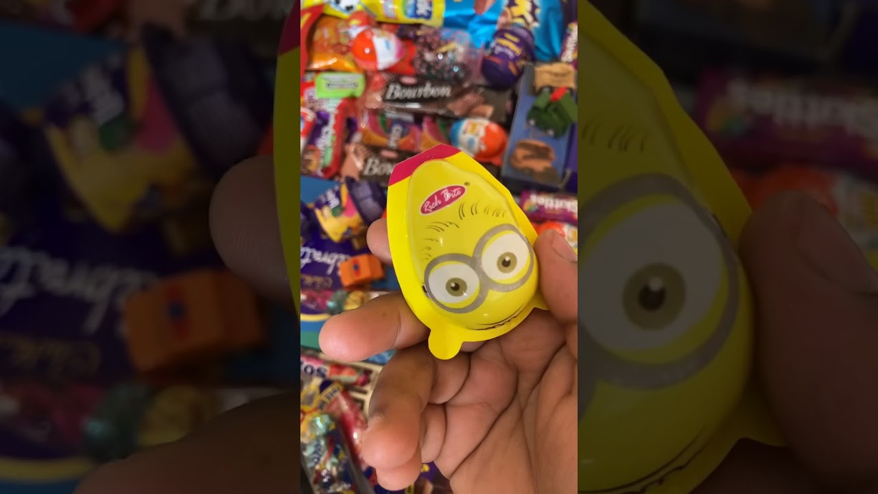 Surprise egg opening, lots of candies