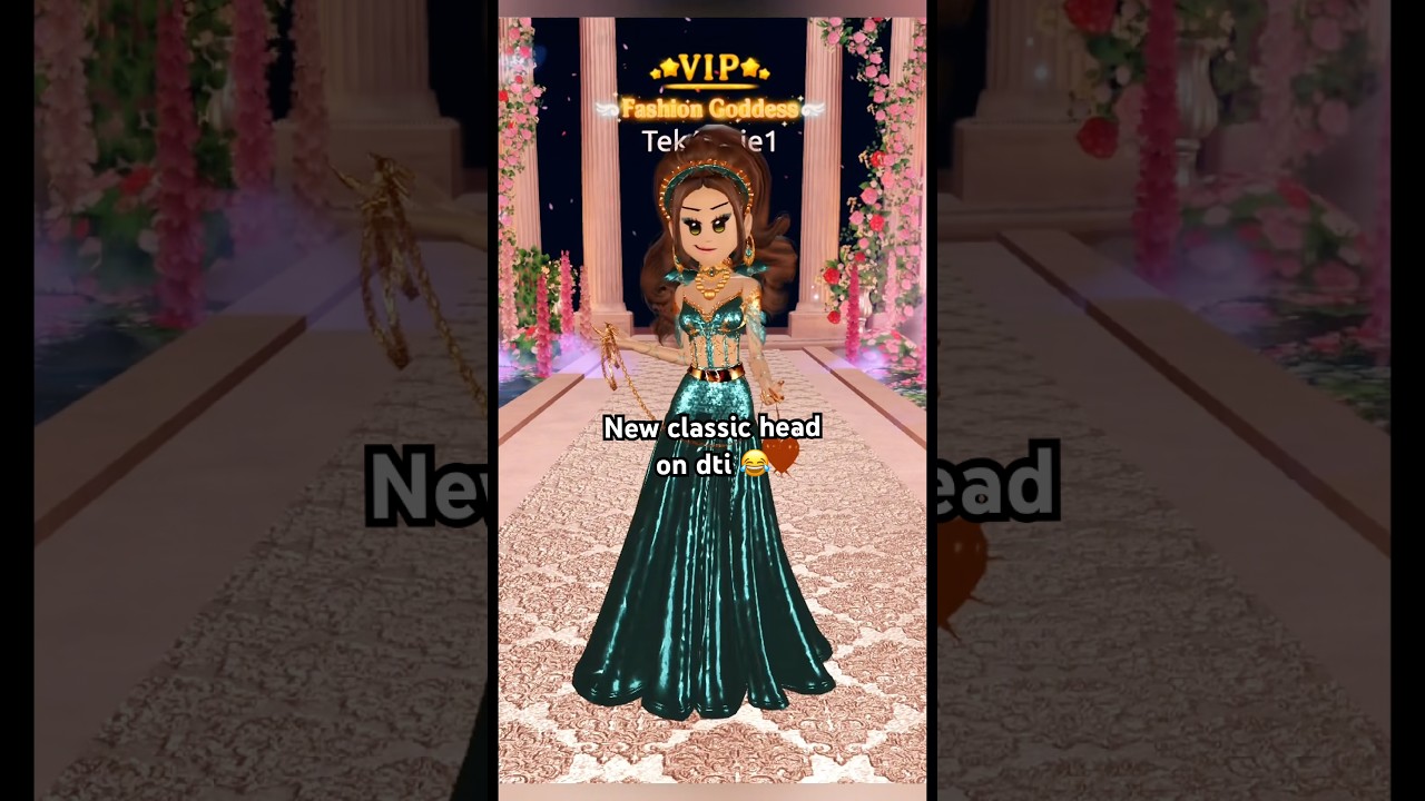Styling the new classic head on dti #dti #dresstoimpress #robloxdressup #roblox #dtiupdate