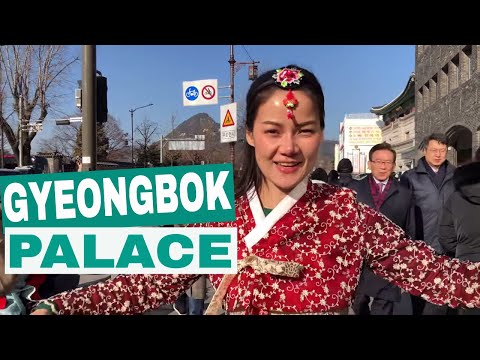 Modelling at the Gyeungbokgung Palace; the most beautiful and the largest of the five grand palaces