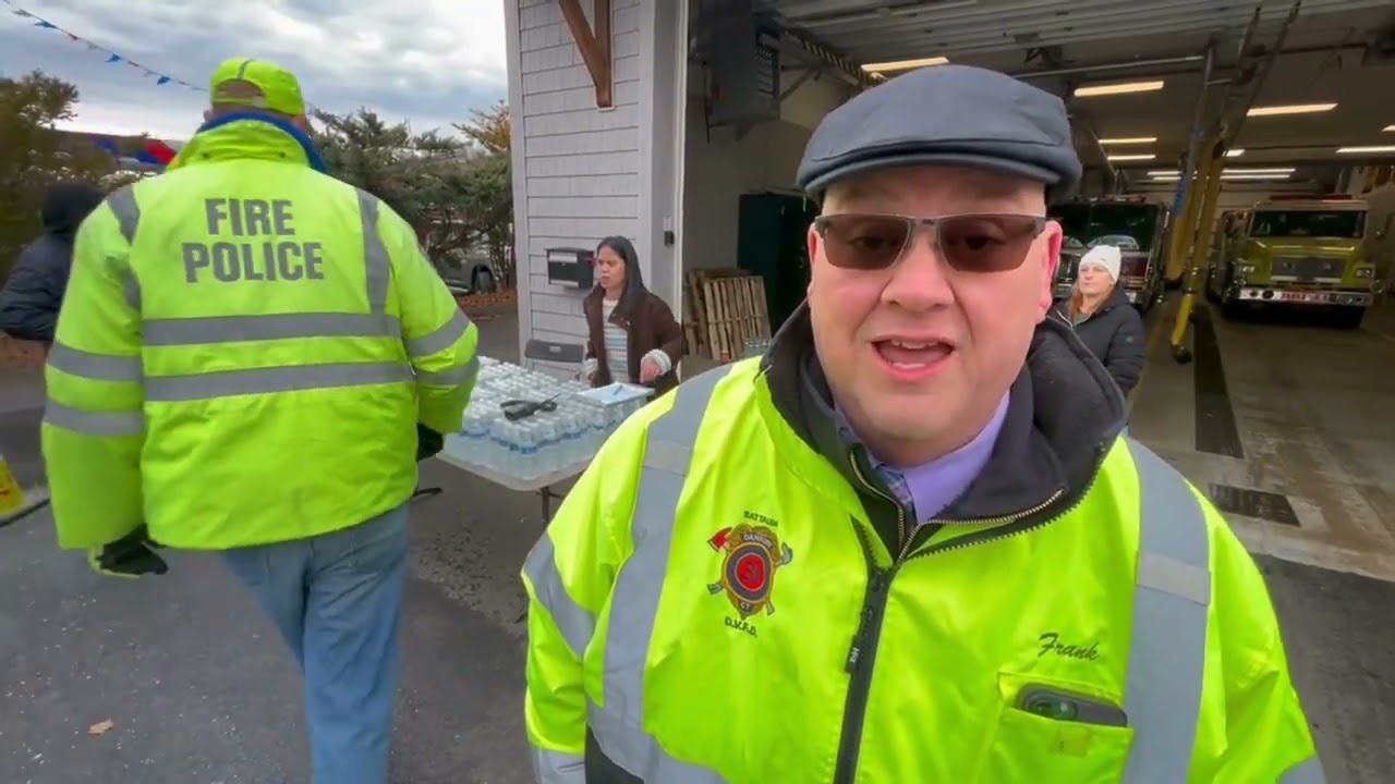 Danbury Volunteer Fire Battalion 31 hands out bottled water amid water main break