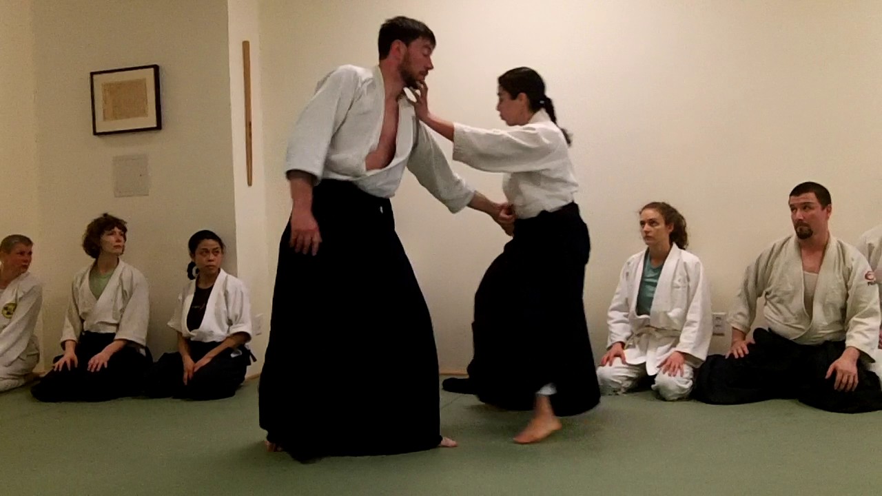 Neilu Naini: Yokomenuchi ikkyo