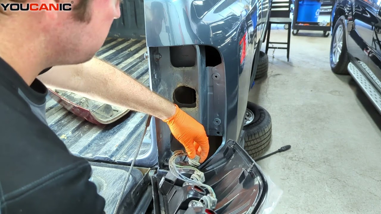 How to Replace Rear Tail Light on 2007-2013 Chevy Silverado & GMC Sierra (GMT900 Chassis)