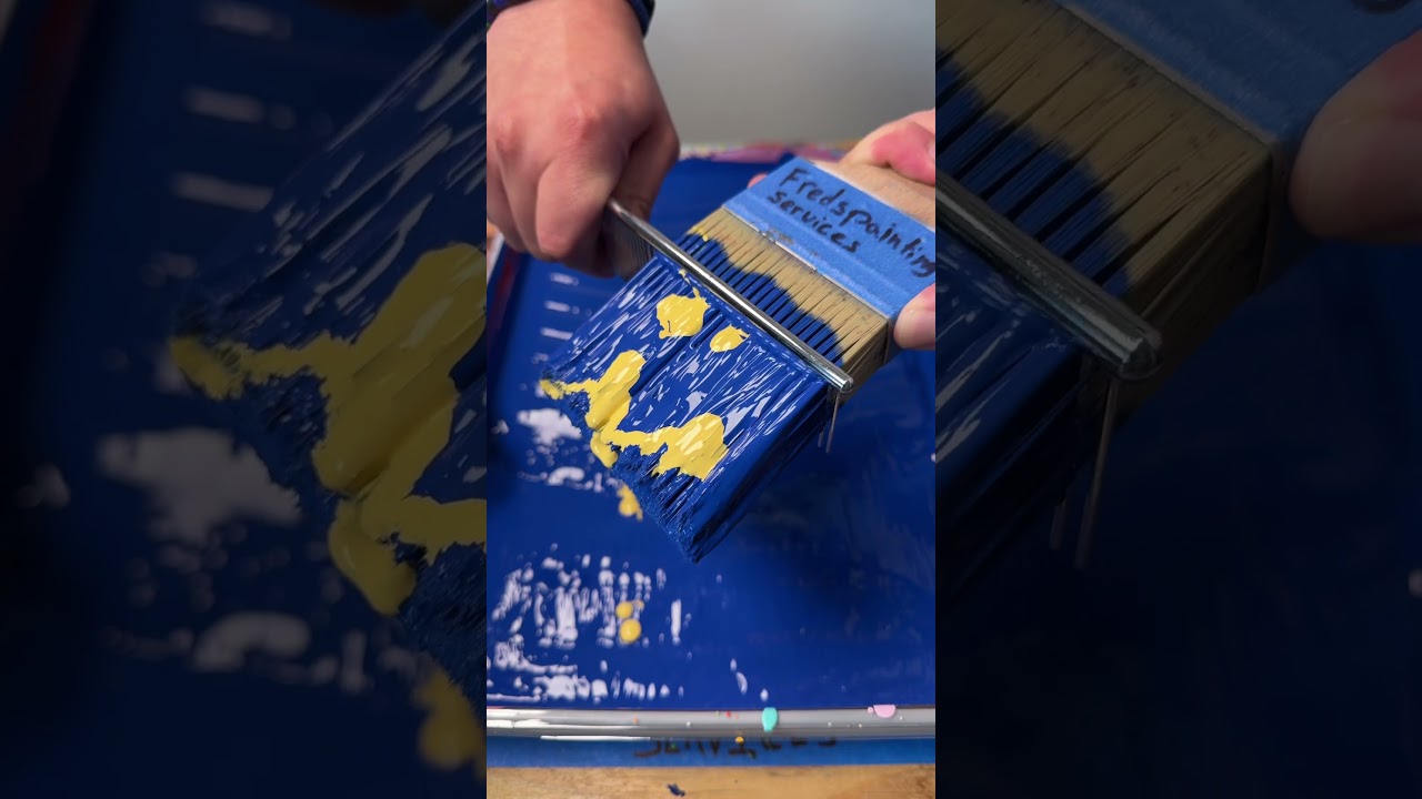 ASMR cleaning this paintbrush is so satisfying