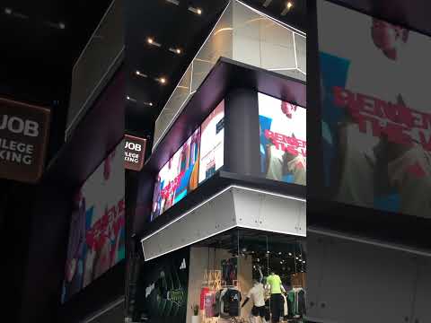 Singapore orchard road shopping centre