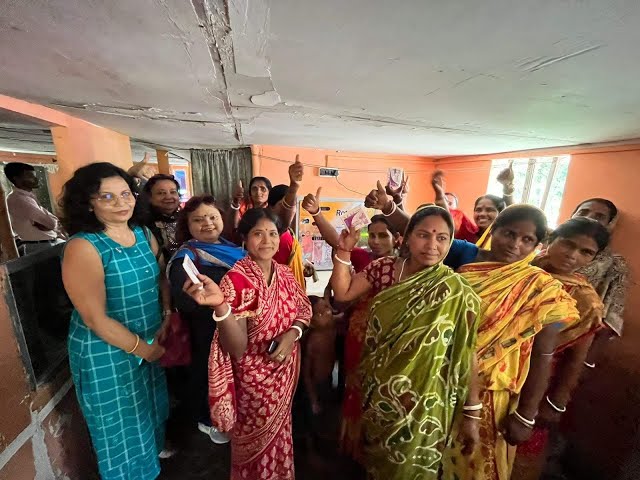 Sanitary Napkin Vending Machines - 200 Pads - Automatic Sanitary Pad ...