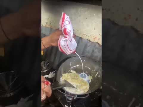 famous food in Agra |Lovely place |Alvish yadav favorite food#shorts #short #youtubeshorts