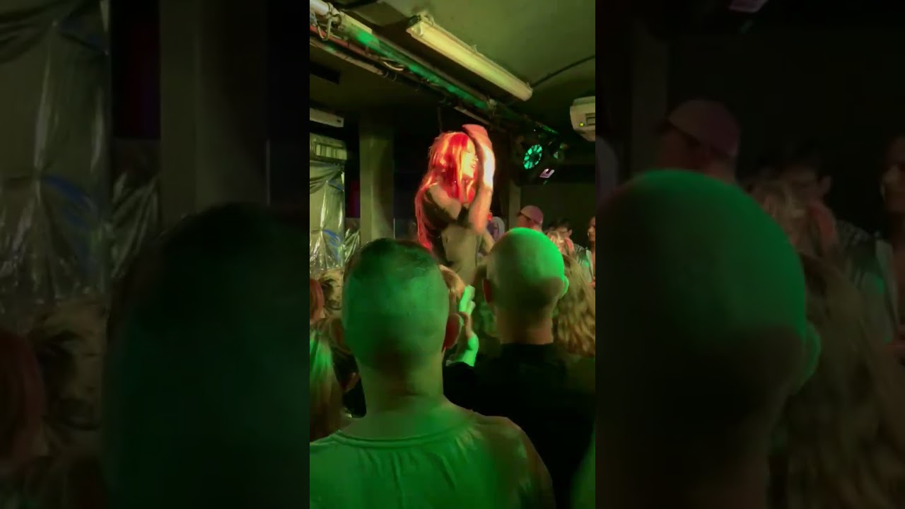 Madame Léa performs 24 Hours at Dragaholic (Why Not Vienna)