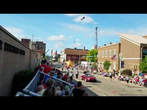 Brett Favre & Deanna Favre at the Grand Parade Canton, OH 8/6/16