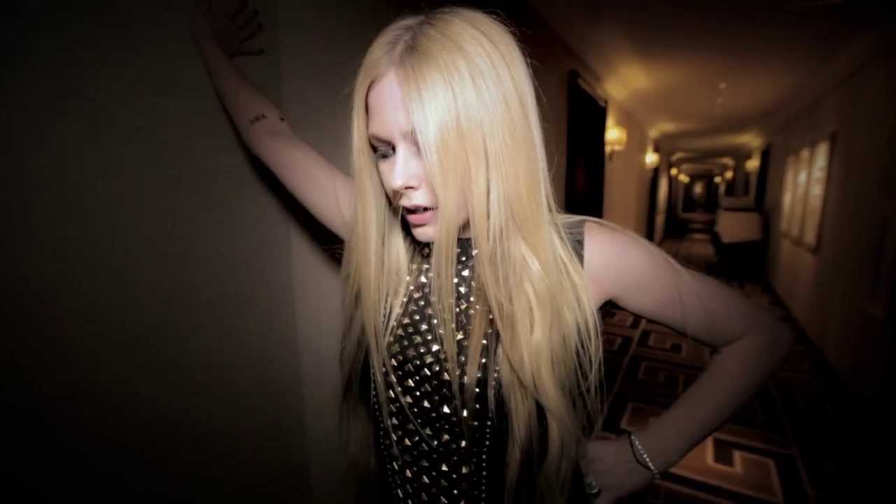 AvrilTV: Webisode 3