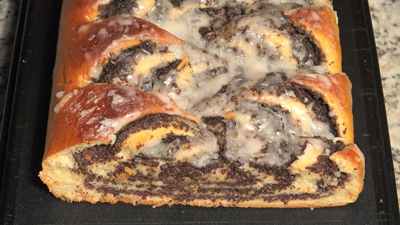 Mohnstrudel-Kranz - Einfache Rezepte
