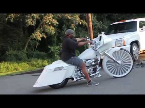 motorcycle with 30 inch floating wheel, floater, custom floater 30", spinning, spinner, chrome