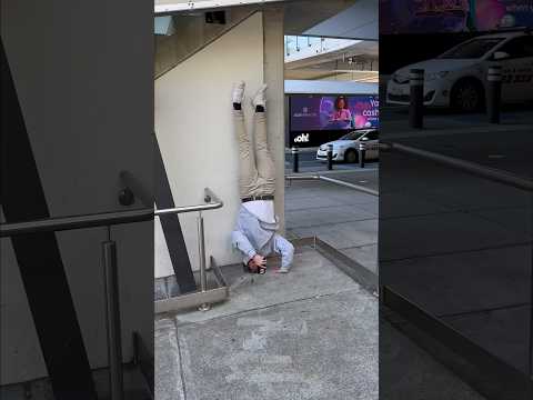 When people travel to Australia for the first time… #shorts #upsidedown