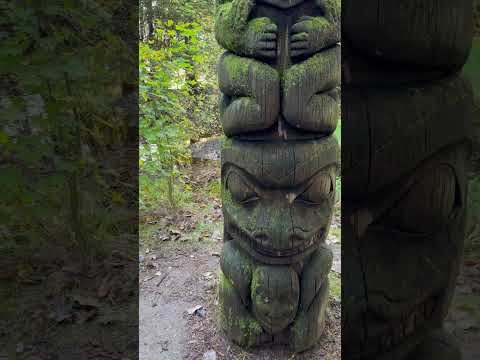 Totem Poles at the VanDusen Botanical Garden in Vancouver, Canada! #MrMapletravel #mrmaple #totems