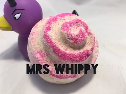 Mrs Whippy bath bomb | Lush Encyclopedia