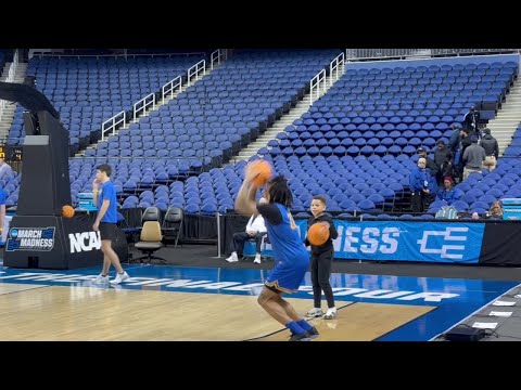 Elijah Capel, son of Pitt head men’s basketball coach Jeff Capel, warms up with the rest of the