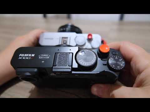 Fuji X-E4 vs X100V (16673811)