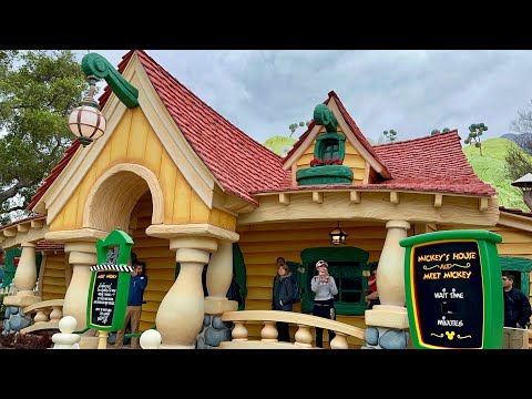 Mickey's House and Meet Mickey Mouse – Daps Magic