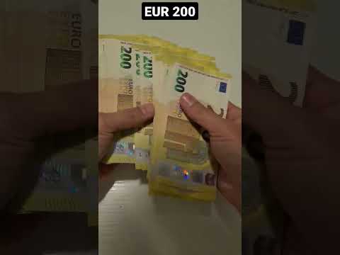 Big stack of 200 EUR