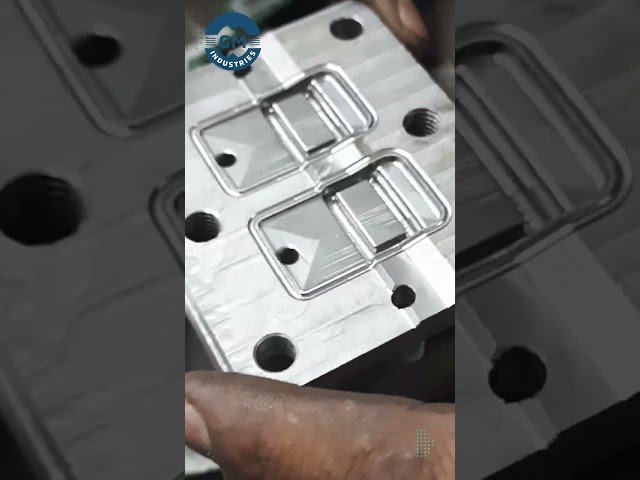 Industrial Mould - Reflector Die Mold Manufacturer from New Delhi