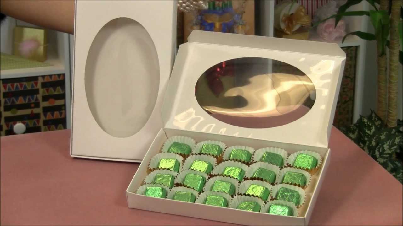 White One Piece Oval Window Candy Boxes