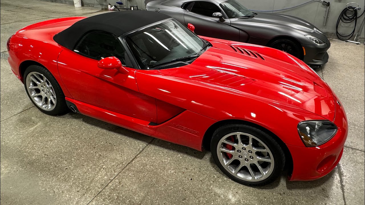 2005 Viper SRT-10 Walkaround