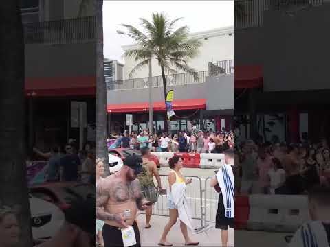 Lively City Walk Fort Lauderdale, Florida 🌴