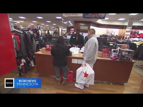 Top tips for saving money this holiday season