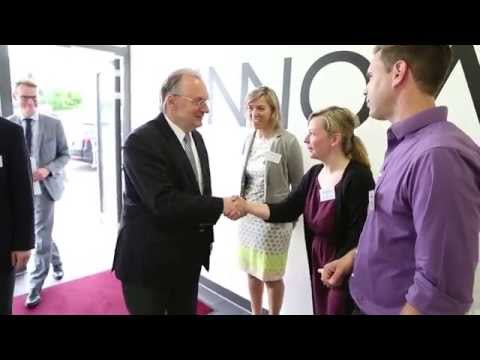 Unternehmenswerweiterung Innowo Print AG - Unterwegs mit Reiner Haseloff (2)
