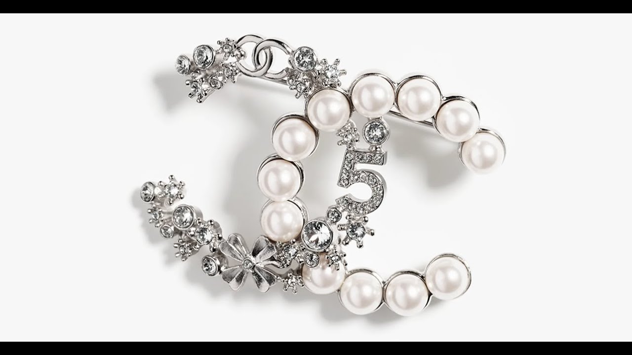 How to identify a Chanel broche