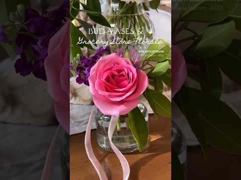 Bud vases & grocery store florals Tutorial 🍃🌸 #flowerstyle #flowertutorial #simpledecor #flowers