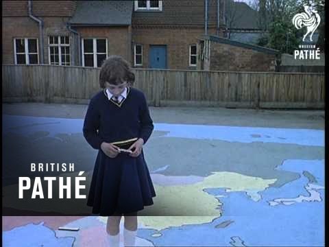 School Playground (1961)