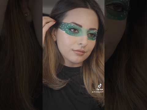 Tape makeup trend 😎