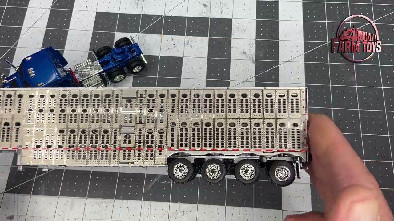 DCP 601387 Evaluation Blue Kenworth W900L