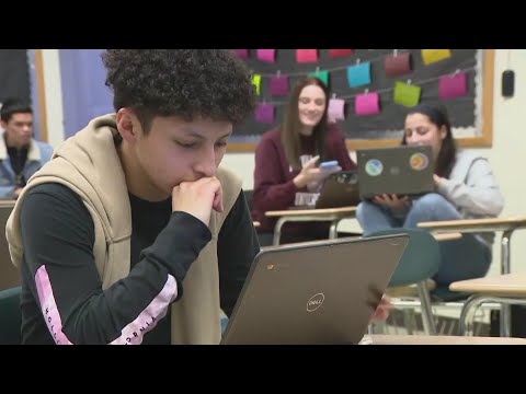 Teachers union criticizes CPS' plan for full days of remote learning in the fall