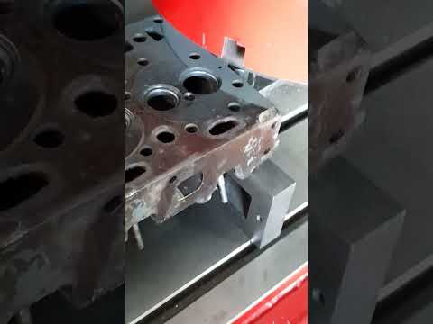 Headfacing tractor massi 240 #automobile #mechanic
